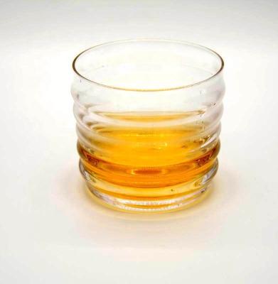Cina Anti vetro fatto a mano di slittamento del whiskey con il modello di Wave in vendita