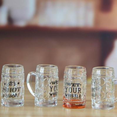Cina 2oz ha colorato il gioco inferiore della bevanda di Mini Shot Glasses For Bar in vendita