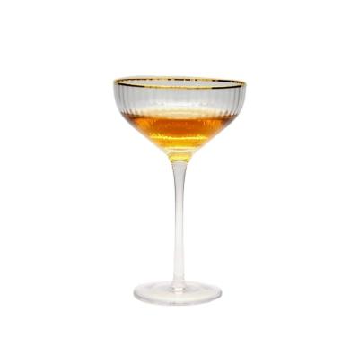 Cina Personalizzi i vetri di Rim Optical Stripes Crystal Cocktail dell'oro in vendita