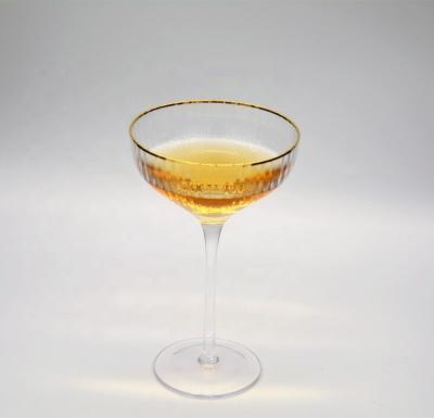 Cina Personalizzi i vetri di Rim Optical Stripes Crystal Cocktail dell'oro in vendita
