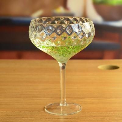 Cina Forma ottica Crystal Cocktail Glasses gigante dell'ananas in vendita