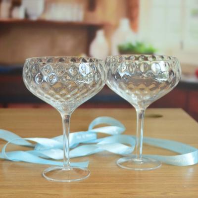 Cina Forma ottica Crystal Cocktail Glasses gigante dell'ananas in vendita