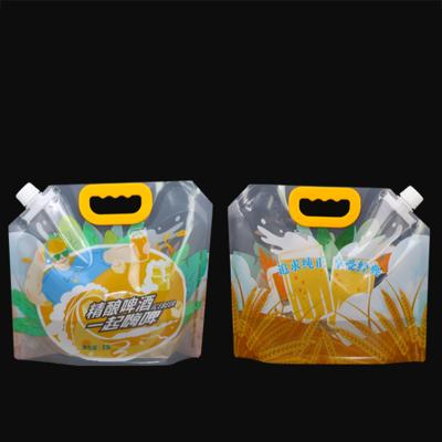 Cina Doypack Water Tank Beer Packaging Spout Moisture Proof Transparent Liquid Pouch With Suction Spout in vendita