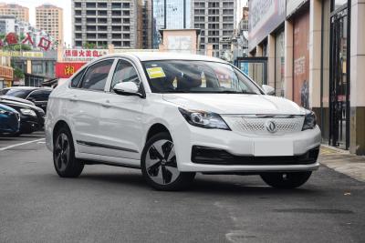 Cina Dong Feng E70 Taxi elettrico cinese Per il viaggio online Hailing durata della batteria 400KM in vendita