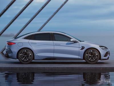 China BYD 2025 Seal, a pure electric sedan with a range of up to 650km, a new intelligent driving system and the best value for money mid-sized electric sedan. for sale
