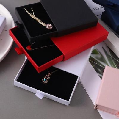Cina Scatola di gioielli personalizzata con cassetto di lusso e design raffinato in vendita