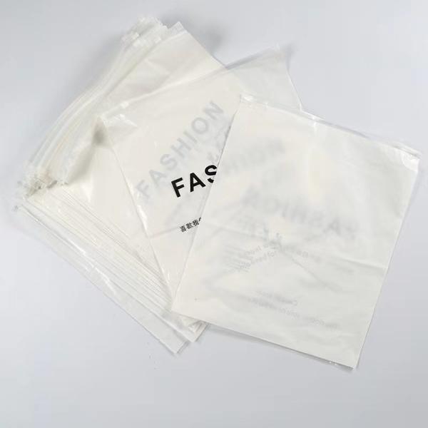 Quality Gravure Printed PE White Bottom Transparent Composite Non-Slip Plastic Bag with Zipper for sale