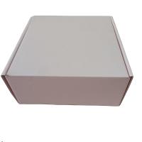 China Customer's Specific Requirement Paper Packaging Gift Box Customizable and Recyclable for sale