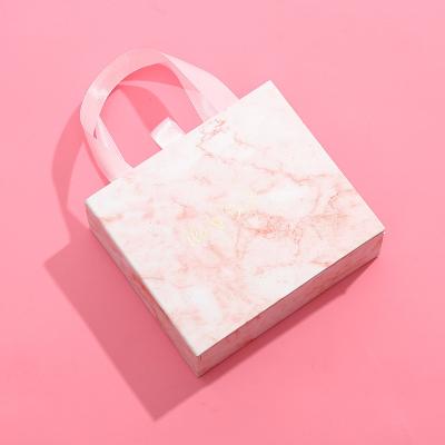 China Corrugated Board Customized Color Custom Logo Jewelry Packaging Magnetic Closure Box for sale