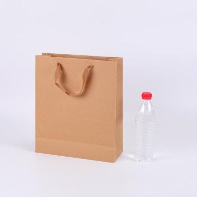 Cina Gravnre Stampa Sacchetto di carta kraft riciclabile per prodotti per la casa Commercio alimentare in vendita