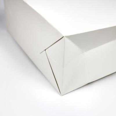 China Luxury Custom Gift Bags Packaging Shopping Bag With Customer'S Demands Thickness for sale