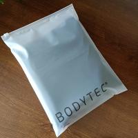 Quality Custom Low MOQ Plastic Zipper Bag Shrink Bag for Clothing Zipper Frosted for sale