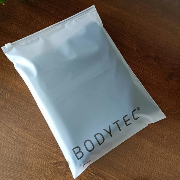 Quality Custom Low MOQ Plastic Zipper Bag Shrink Bag for Clothing Zipper Frosted for sale