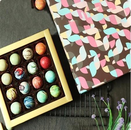 Quality Customize Valentines Sweet Candy Small Chocolate Box Packaging with Magnetic for sale