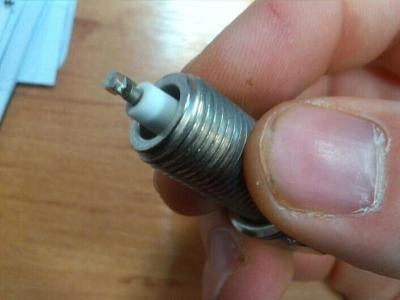 China свеча зажигания FR8SC +42 bosch для продажи OEM 0242229797 de Denso K20HR-U11 BOSCH FR8SC +42 for sale
