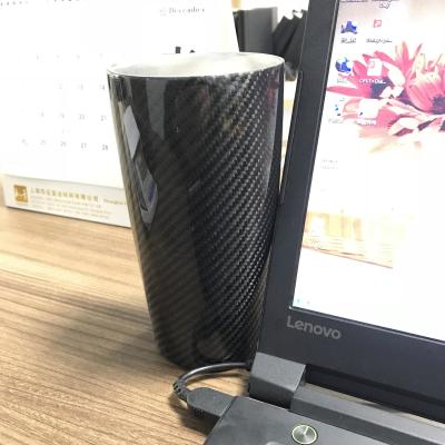 Cina Tazza splendida su ordinazione dell'acqua dell'acciaio inossidabile della fibra del carbonio per uso del veicolo in vendita