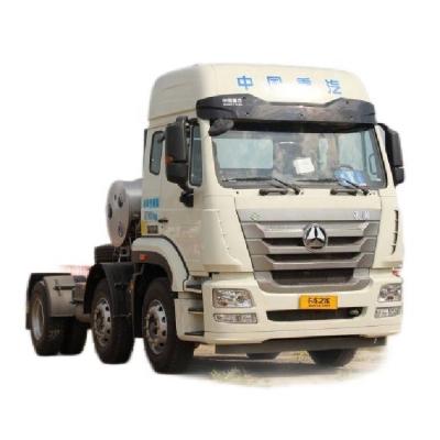 中国 SinotruK Haohan J7G 251 350hp LNG トラックヘッドと12の先向きシフトで手頃な価格 販売のため