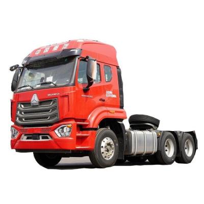 Cina 6X4 SINOTRUCK HOWo N7W Capo del trattore per camion pesante con 2 cambio in retromarcia in vendita