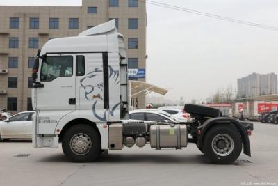 China Verkoop Shandeka HOWO G7 6 * 4 tractor met een halve rij zitplaatsen en Sinotruk versnellingsbak Te koop
