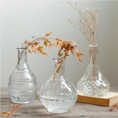 China Classic Style Bud Vase clear flower glass vase for wedding party and house decor for sale