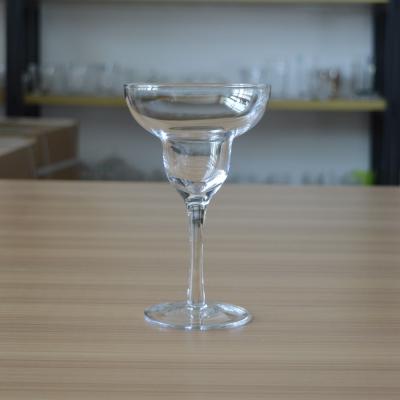 China Classic hot selling handmade cocktail wine glass cup with 8oz volume for sale