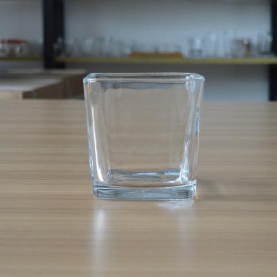 China Bengbu factory supply 4.7inch square glass candle container candle jar for sale
