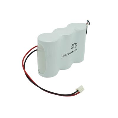 Cina Le batterie della luce dell'uscita di sicurezza imballano parallelamente 3,6 V C2500mAh NiCd 64g in vendita