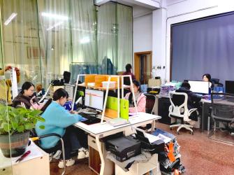 China Factory - Guangzhou Tsra Garment Co., Ltd.