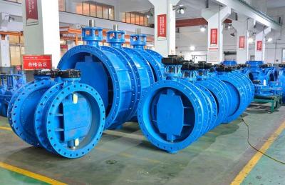 China Flowseal Double Flange Triple Eccentric Butterfly Valve Gear Operated Customized Options for sale