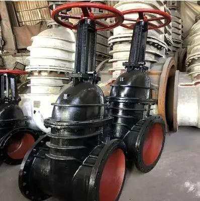 Cina Valvola di porta di ferro flessibile industriale da 8 pollici con sigillo metallico e connessione a flange ANSI in vendita