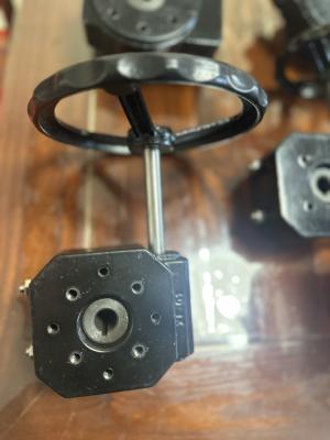 China Válvula de borboleta revestida em PTFE de 200 mm para operação manual em aplicações industriais à venda