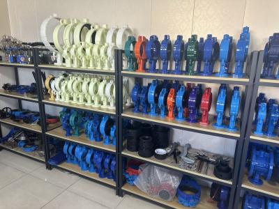 China Valva borboleta CPVC de alta temperatura personalizada para desempenho duradouro à venda