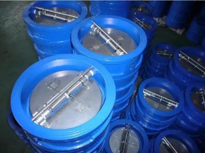 中国 水媒ステンレス鋼ゲートバルブ OEM ODM PTFE ディスクとCF8 CF8M SS304 SS316 WCB 販売のため