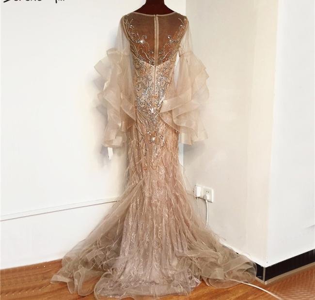 Hot Selling Sequined Sex Beading Ball Dress Luxury Feather Evening Party Dress Mermaid Bridesmaid Gowns Plus Size
