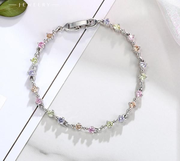 Quality 2021 New Bracelet Alloy 24 K Platinum Plating with Zircon for sale