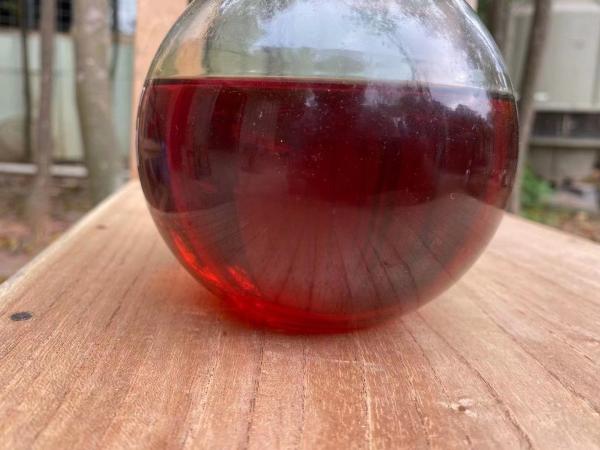 Quality Pure Agarwood Essential Oil Bottled  Ancient Firewood Distillation And Extraction Natural Non Add for sale
