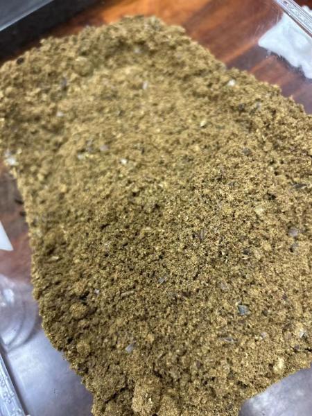 Quality Scraped Black Oil Bulk Oud Wood Agarwood Authentic Hainan Wild Spices Sinking for sale