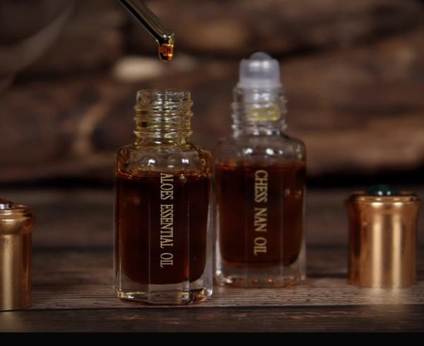 Quality Soothes The Nerves And Helps Sleep Agarwood Oud Essential Oil China Nha Trang for sale