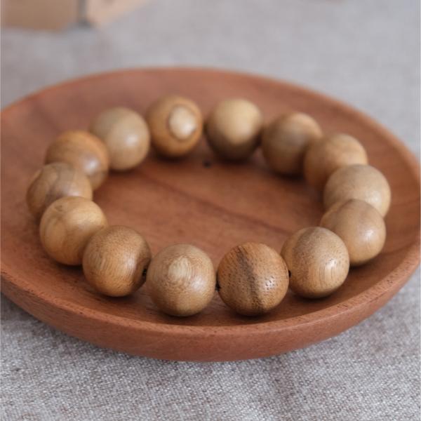 Quality Qinan Agarwood Powder Beads 14 Earthy Scent Profile OUD Natural Raw Material for sale