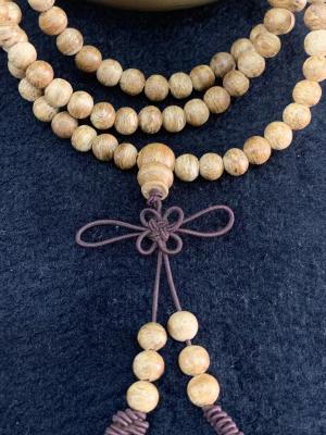 China Authentic Agarwood Beads Known for Their Distinctive Scent Ideal for Crafting Unique Jewelry and Spiritual Accessories for sale