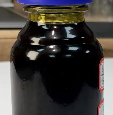 China Ancient Water Distilled Fire Eye Slice Agarwood Oil for sale