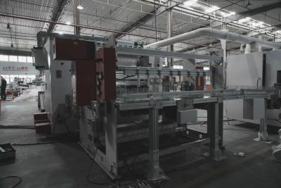 Cina Macchina di produzione di carta per tessuti facciali a V pieghevole completamente automatica per piccole imprese in vendita