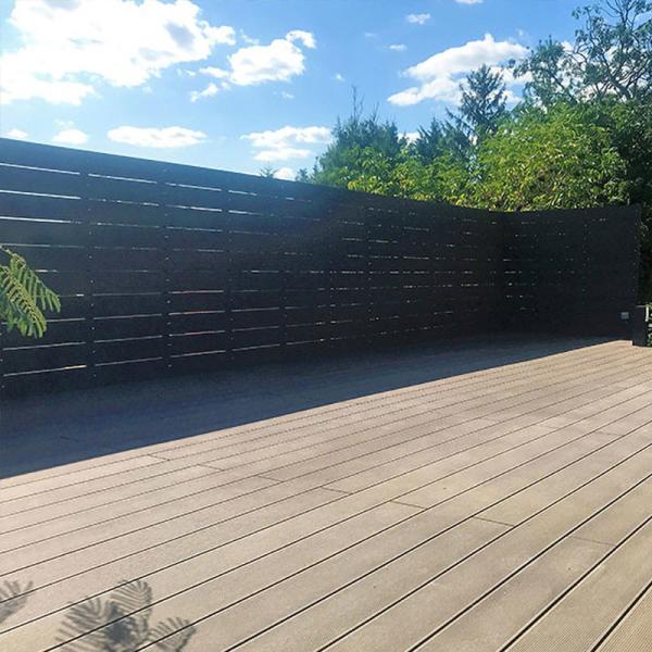 Quality Wood WPC Fencing Panels Waterproof Composite Slatted Fence Panels for sale