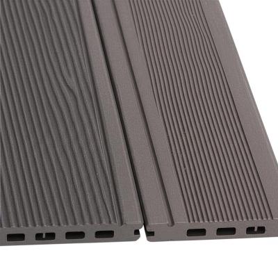 Cina 3000mm WPC Decking Panel Anti-slip UV resistente a fuoco in vendita