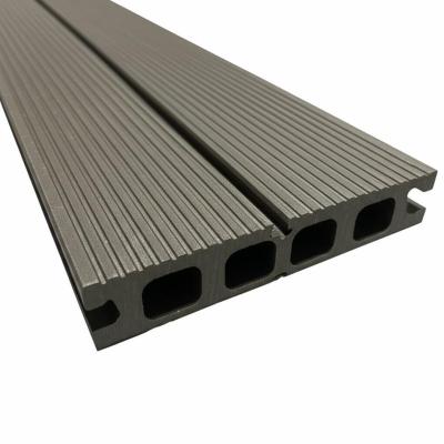 中国 WPC デッキパネル 3000mm x 140mm x 25mm UV耐性 滑り止め 販売のため