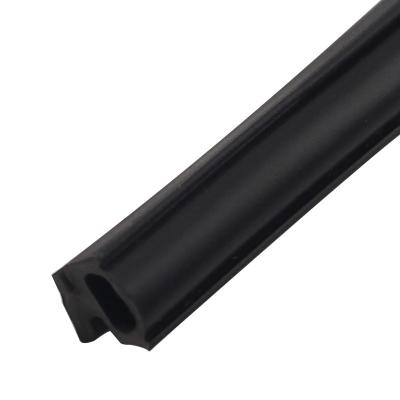 Cina La finestra antipolvere ed insonorizzata della stoffa per tendine di alluminio della striscia di gomma di sigillamento di larghezza 5/6/7mm del fondo di JYD della porta applica guarnizione di tenuta a in vendita
