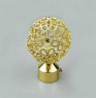 Cina Stile di lusso della palla del cappuccio dei Finials dorati delle aste della tenda per gli hotel dei ristoranti in vendita