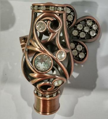 Cina ODM decorativo del materiale di Rod Ends Copper Rose Gold della tenda del metallo rotondo di 25mm in vendita