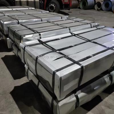 중국 Shandong Dingcheng Iron Roof Sheets 0.35*1050*6000mm with Regular Spangle Type 판매용