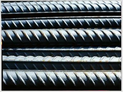 Cina HRB400 HRB500 Barra di ferro deformata Barra di acciaio Diametro di costruzione 6mm 8mm 10mm Rebars Rod di acciaio avvolto in vendita